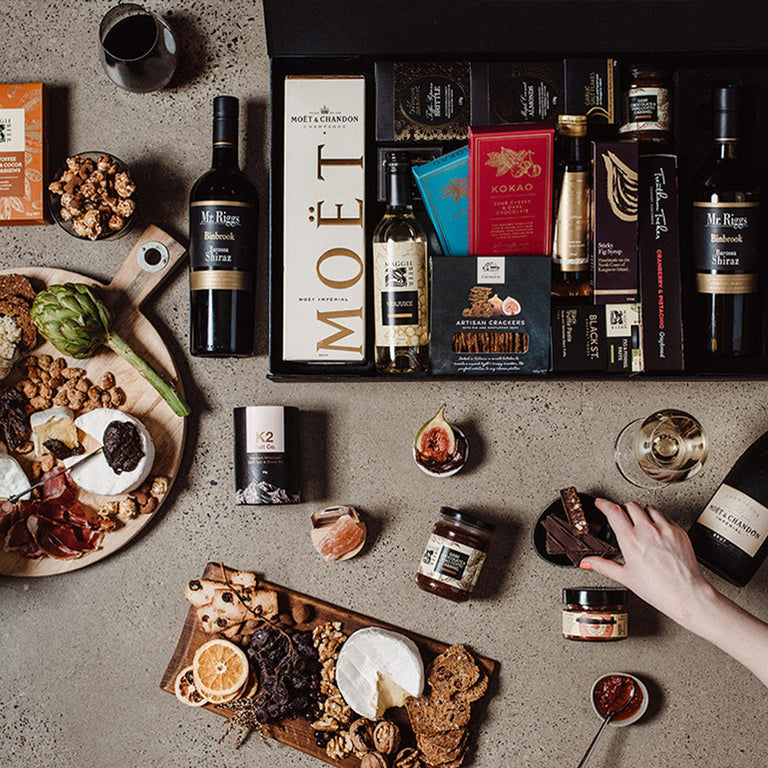 Pure Gold Luxury Foodies Hamper⼁The Hamper Emporium